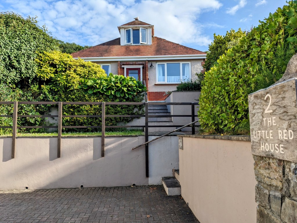 The Little Red House Mumbles, Gower – 4* Welsh coast holiday cottage ...